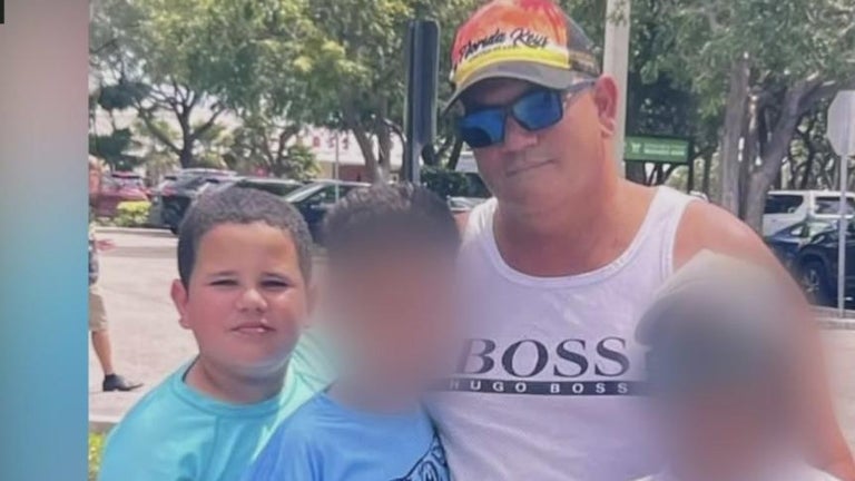 Miami man, 9-year-old boy die after boat crashes into Florida Keys ...