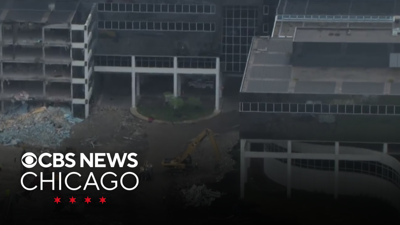Demolition under way at old Sears headquarters in Hoffman Estates ...