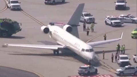 2 Delta planes collide on tarmac at Atlanta airport, FAA says - CBS News