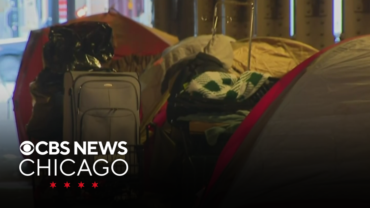 Chicago officials unveil plan to merge homeless and migrant shelters ...
