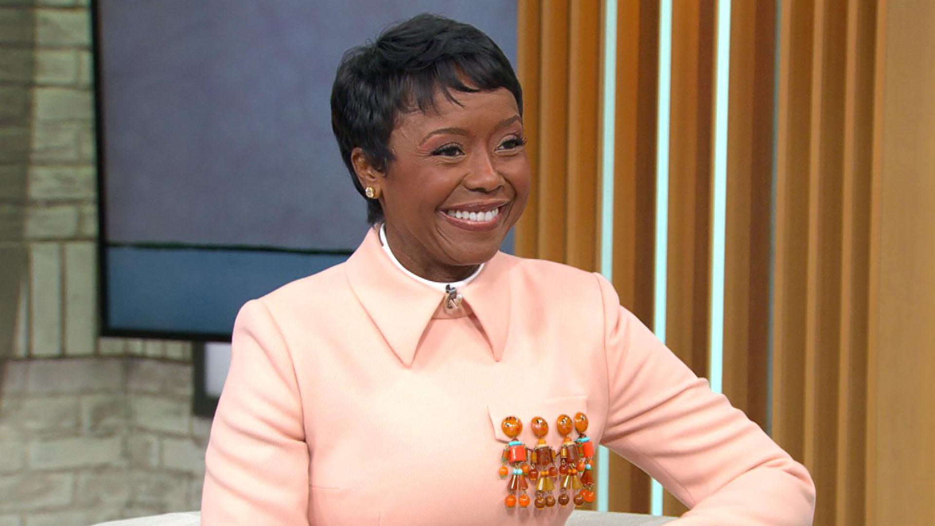 Mellody Hobson uses childhood experiences to teach kids about finances ...