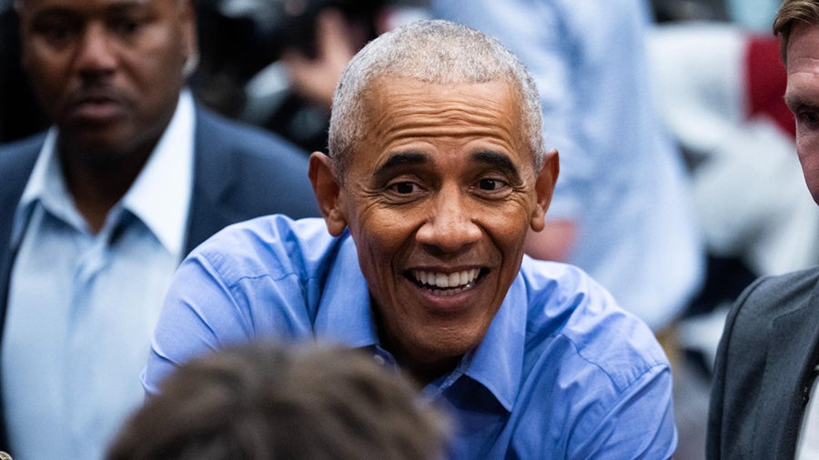 Obama launches campaign blitz in Pennsylvania, calls on Black men to ...
