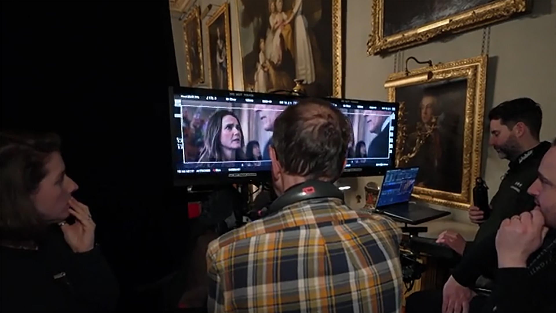 Keri Russell pulls back the curtain on "The Diplomat" - CBS News