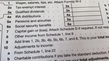 IRS has announced its new 2025 tax brackets. Here's what to know. - CBS ...