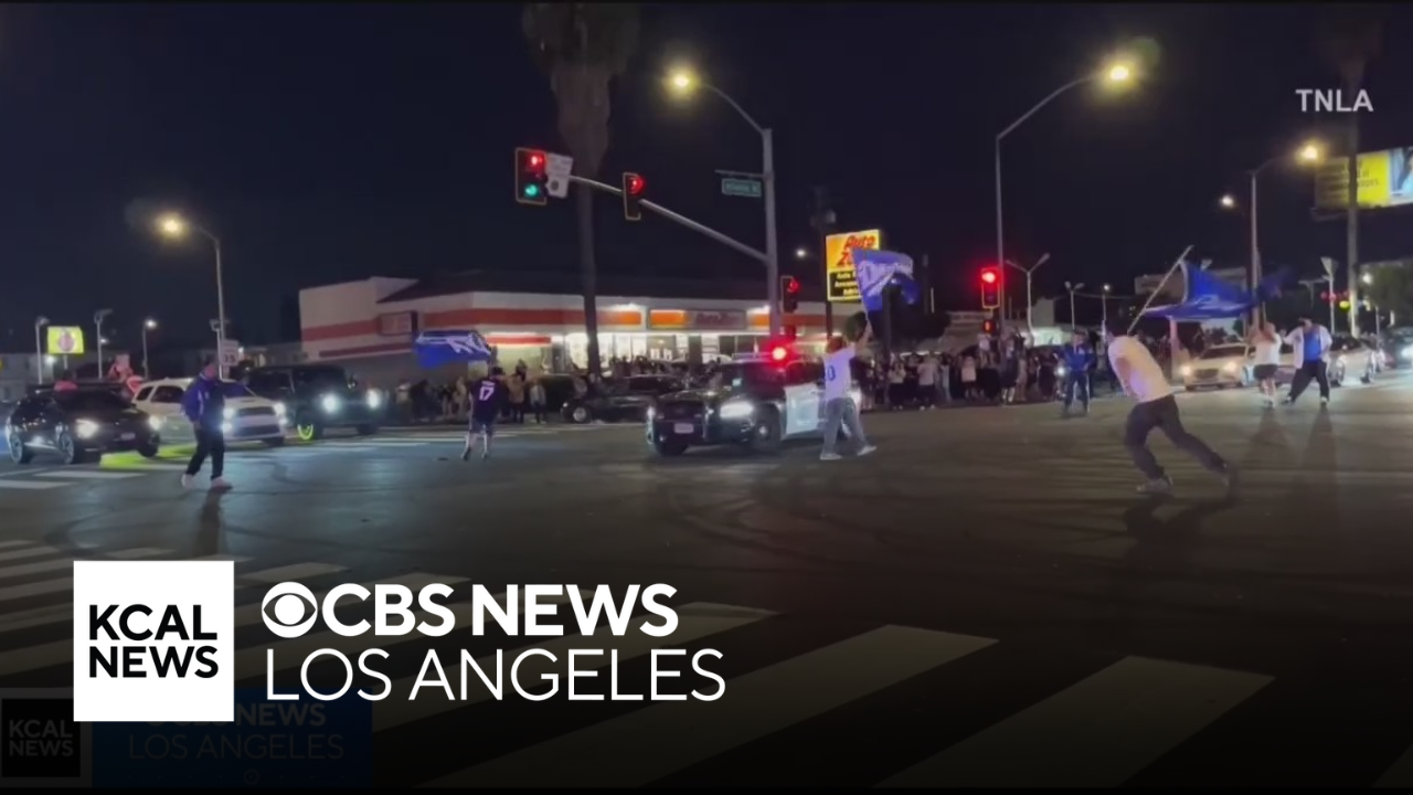 Dodgers fans claim they were tear gassed by LASD deputies while ...