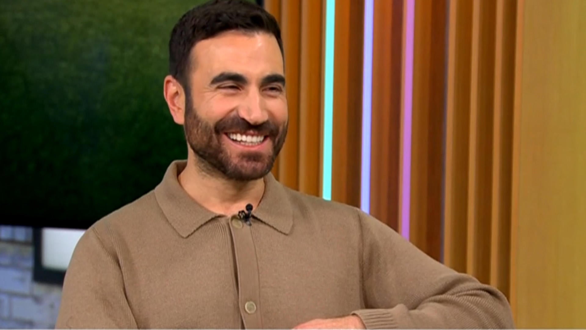 Actor Brett Goldstein on his new role, co-creating "Shrinking" and the ...