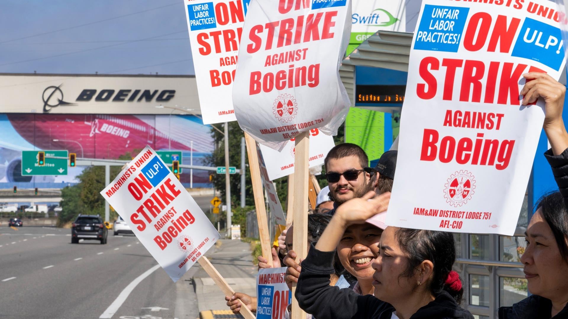 Boeing machinists' union leadership backs latest company offer, calls ...