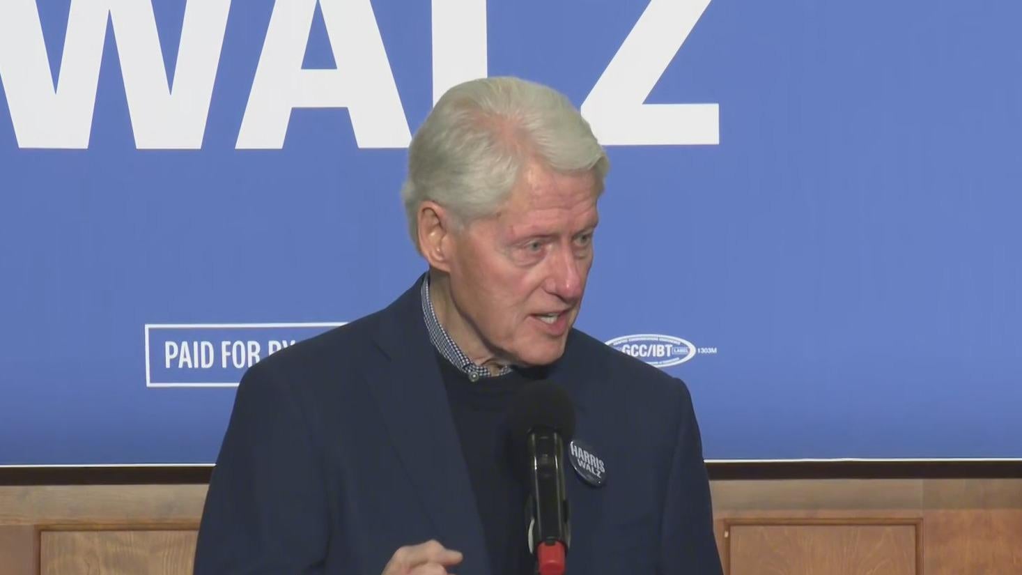 Former President Bill Clinton campaigns for Harris-Walz in Western ...