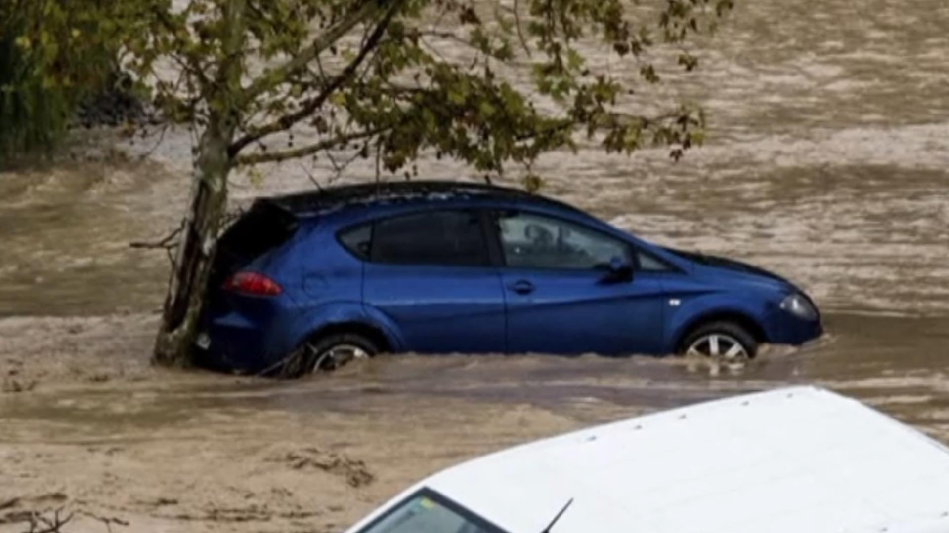 Flash flooding in Spain leaves dozens dead in its worst natural ...