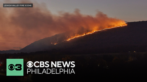Wildfire burns on Blue Mountain in Northampton County, Pennsylvania ...
