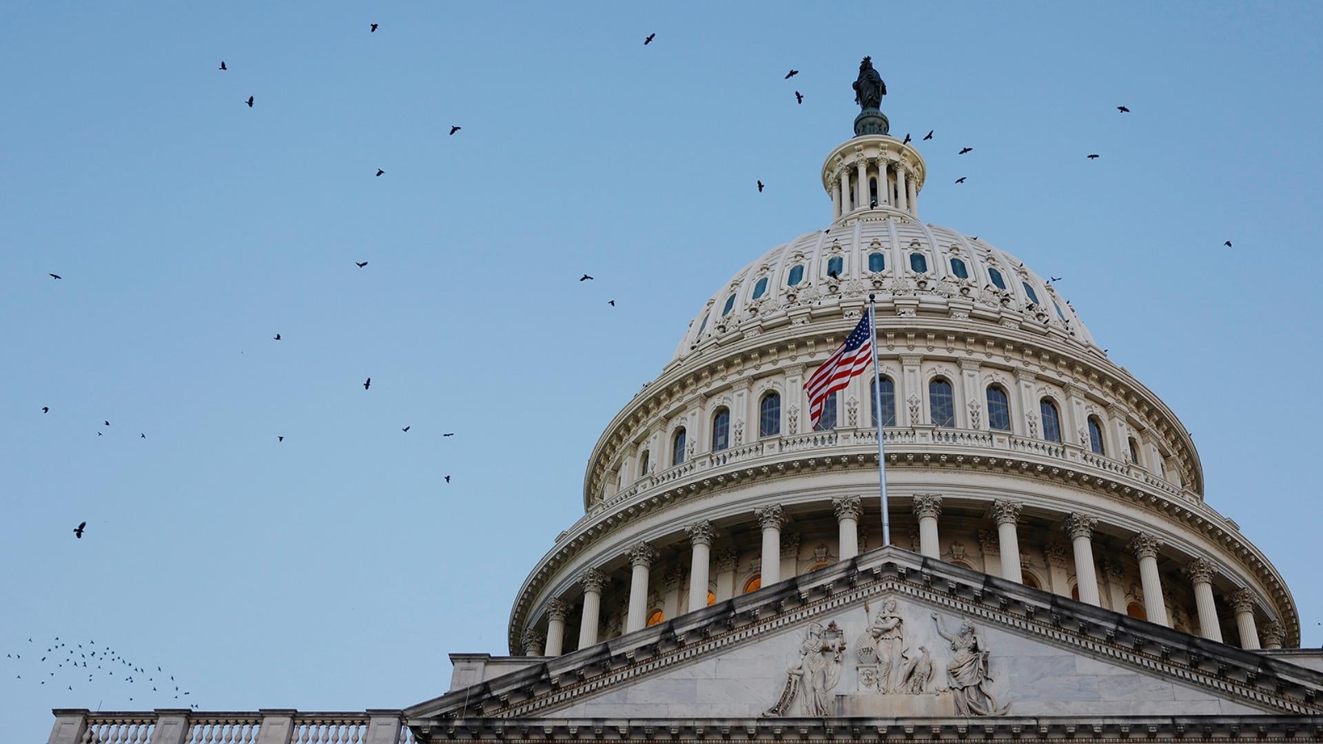 How much money do U.S. senators make? Hint: Their salaries haven't budged in 15 years. - CBS News