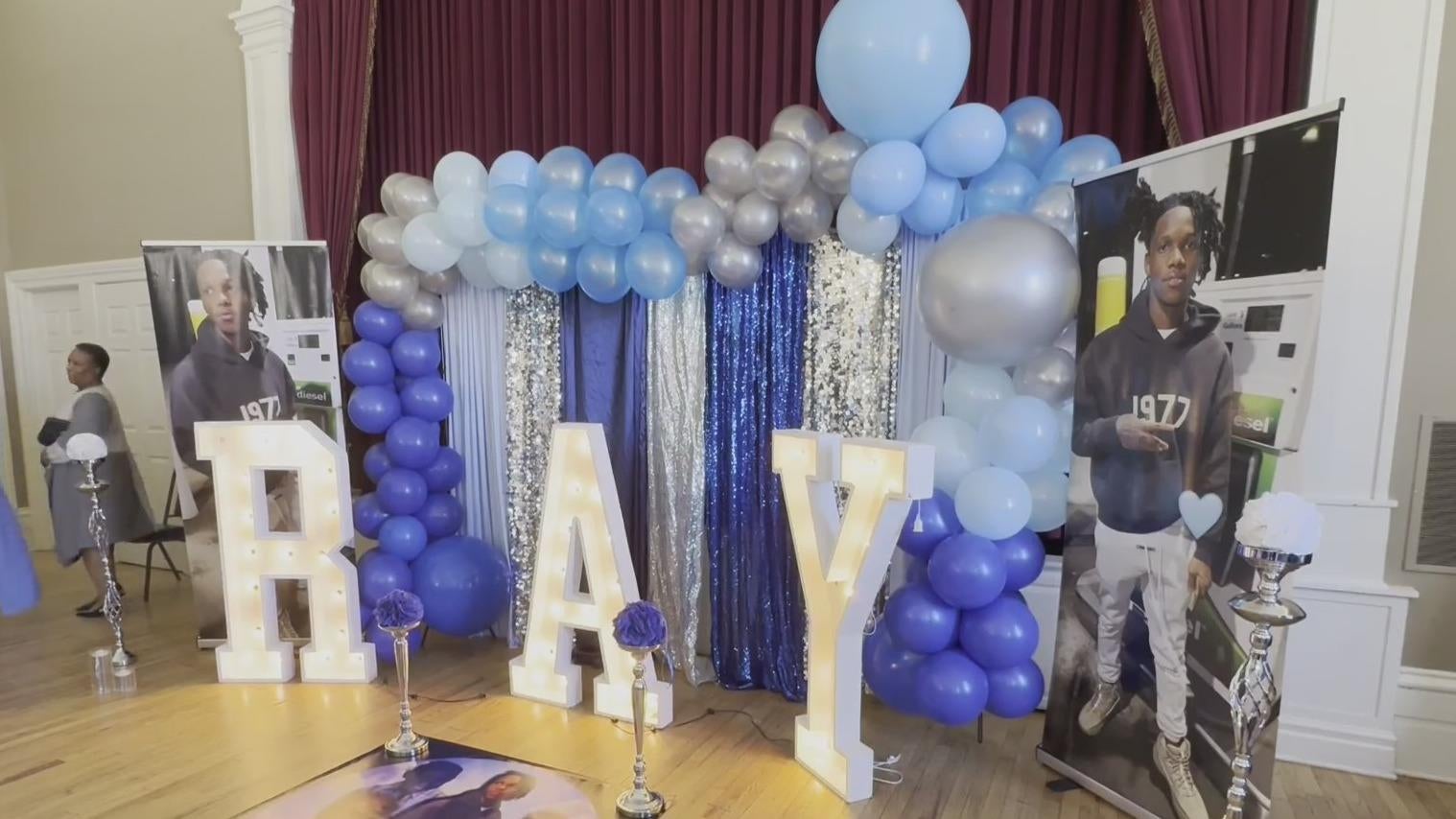 Family of Flint teen shot and killed by Michigan State Police troopers ...