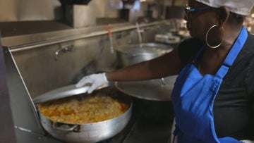 Fearing deportation, some Haitian migrants leaving Springfield, Ohio ...