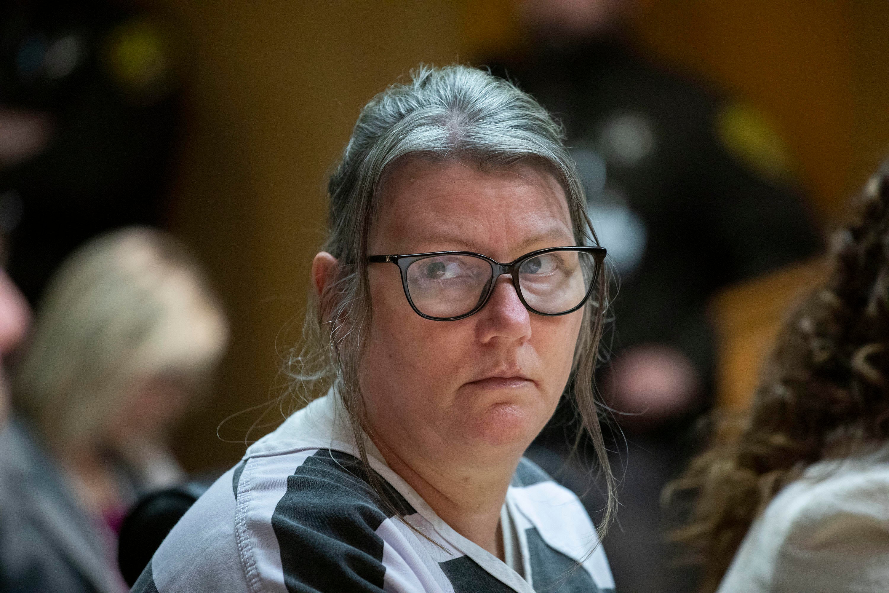 Mother of Oxford High School shooter requests to be released from ...