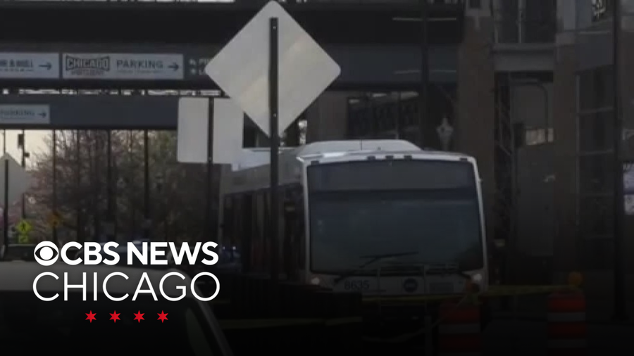 Man hospitalized after stabbing on CTA bus on Chicago's South Side; 3 ...