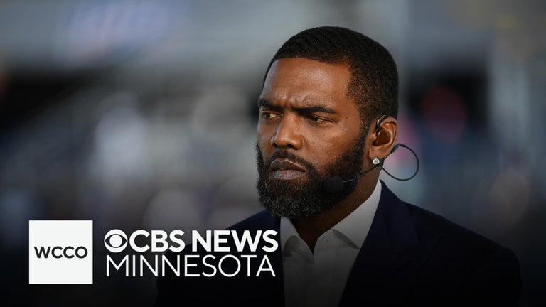 NFL legend Randy Moss reveals cancer diagnosis, surgery - CBS Minnesota