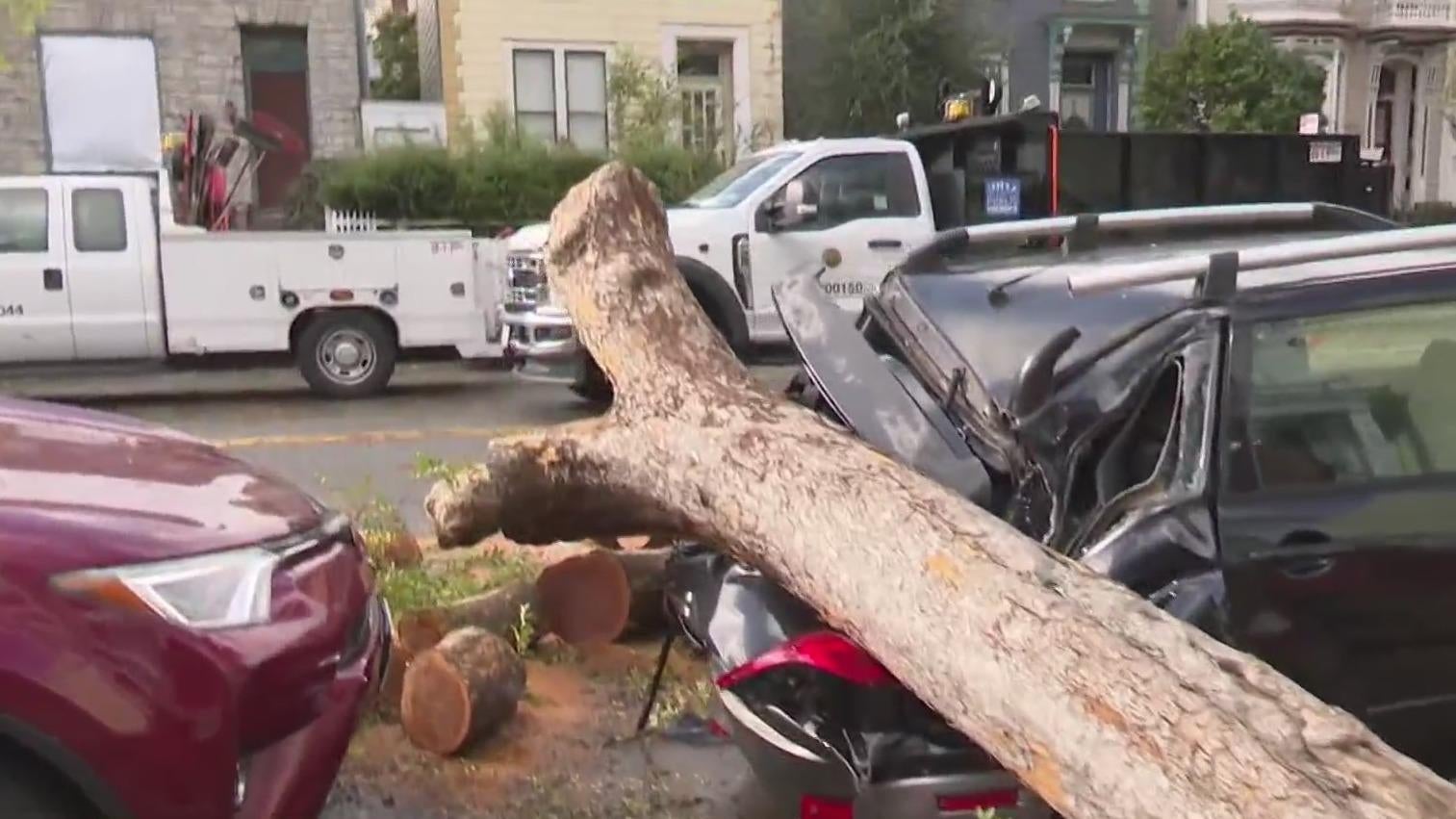 At least 1 dead as major ice storm strikes Iowa and eastern Nebraska ...