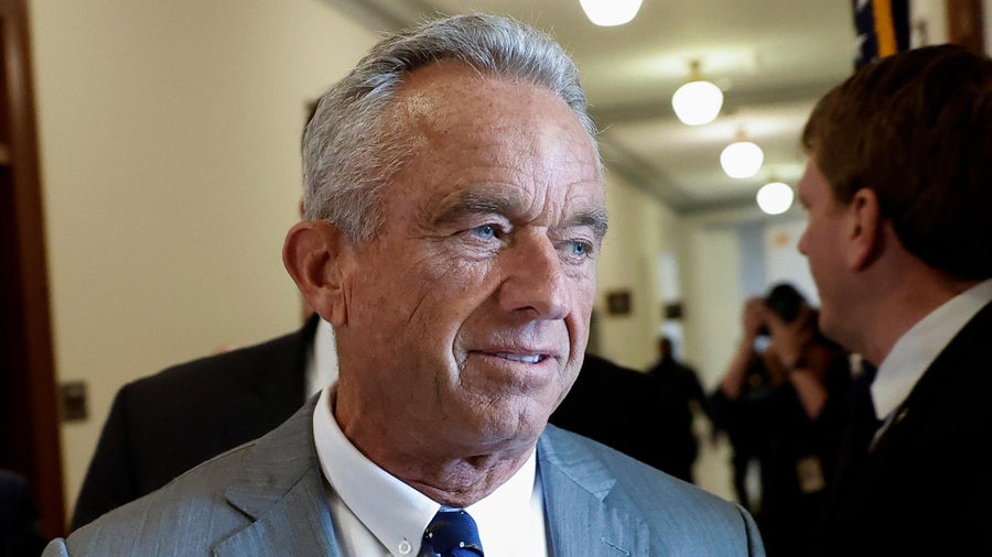 Over 17,000 doctors sign letter urging Senate to reject RFK Jr. as ...