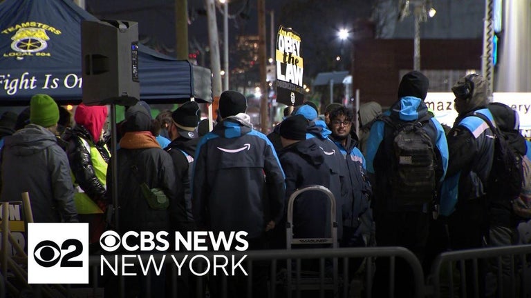Amazon workers on strike outside warehouse in Maspeth, Queens - CBS New ...