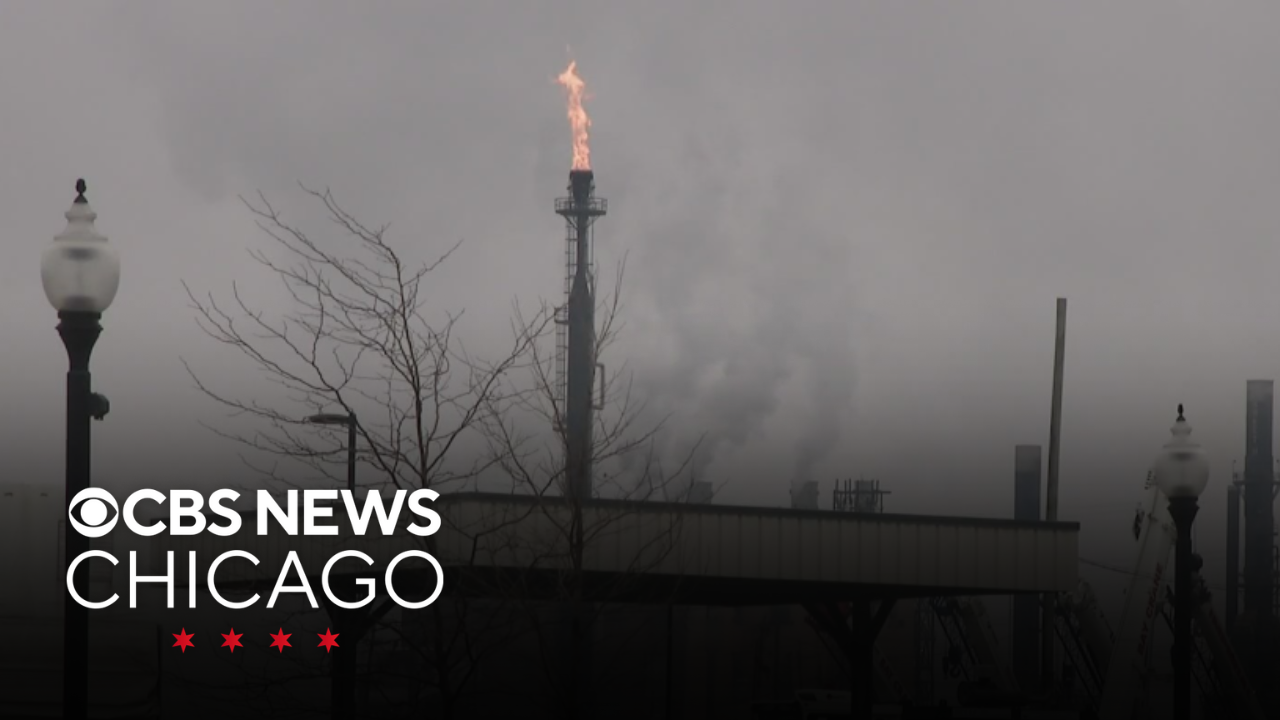 Gas leak at BP refinery in Whiting causes odor in Chicago area - CBS Chicago