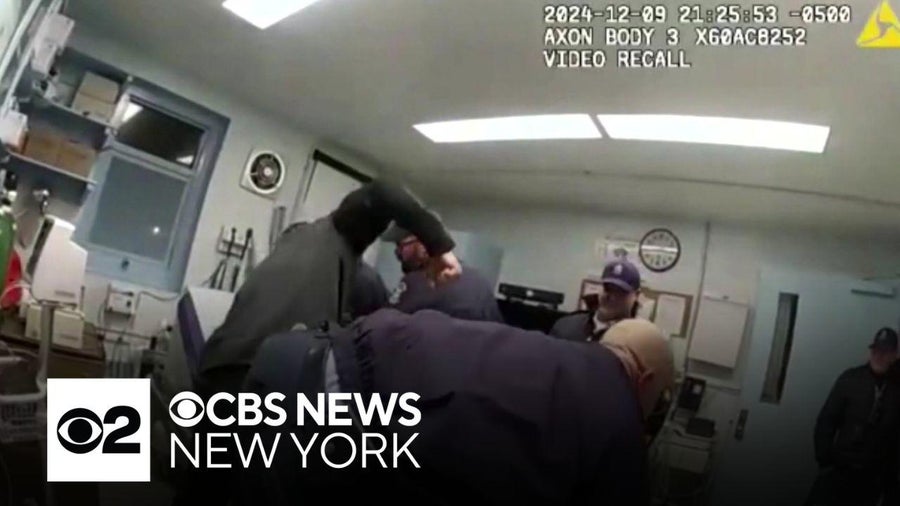 Video shows beating of inmate Robert Brooks at New York jail before his death - CBS New York