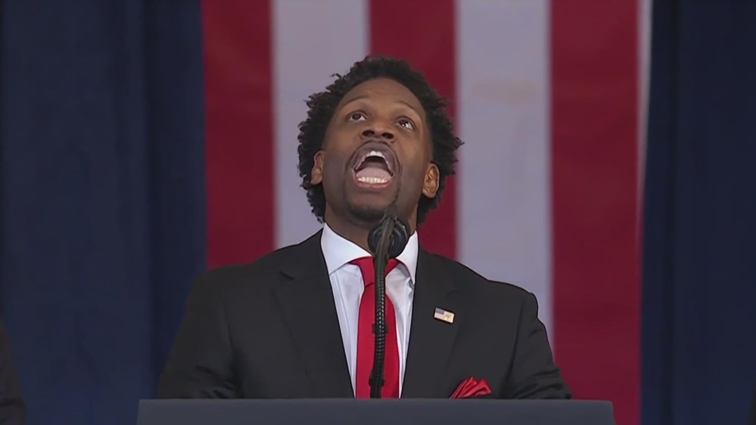 Here's what Detroit pastor Lorenzo Sewell said at President Trump's ...