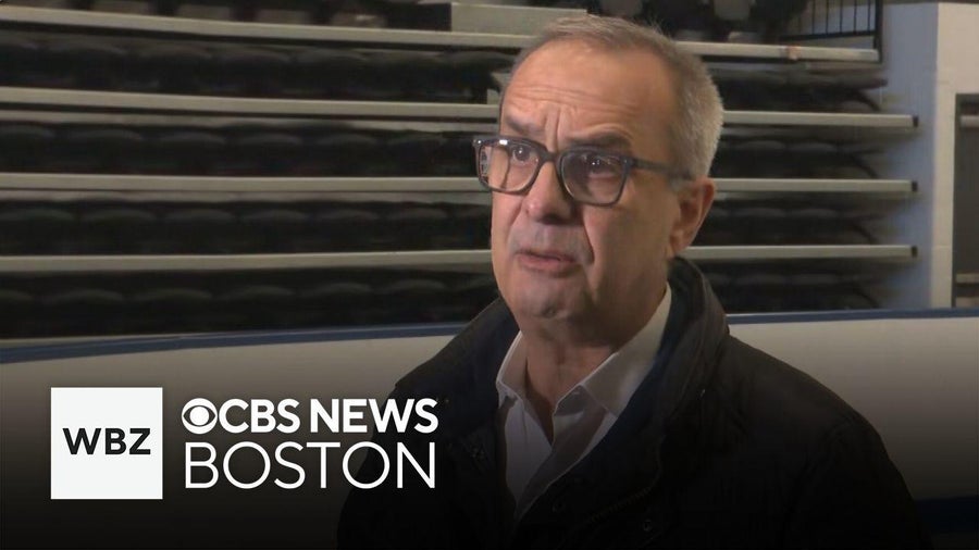 2 figure skaters from The Skating Club of Boston, their mothers and ...