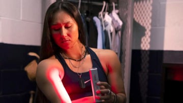 What is red light therapy? A dermatologist explains the skin care trend ...