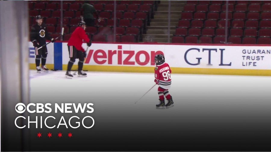 Oliver Moore, Sam Rinzel make their NHL debuts with the Chicago ...