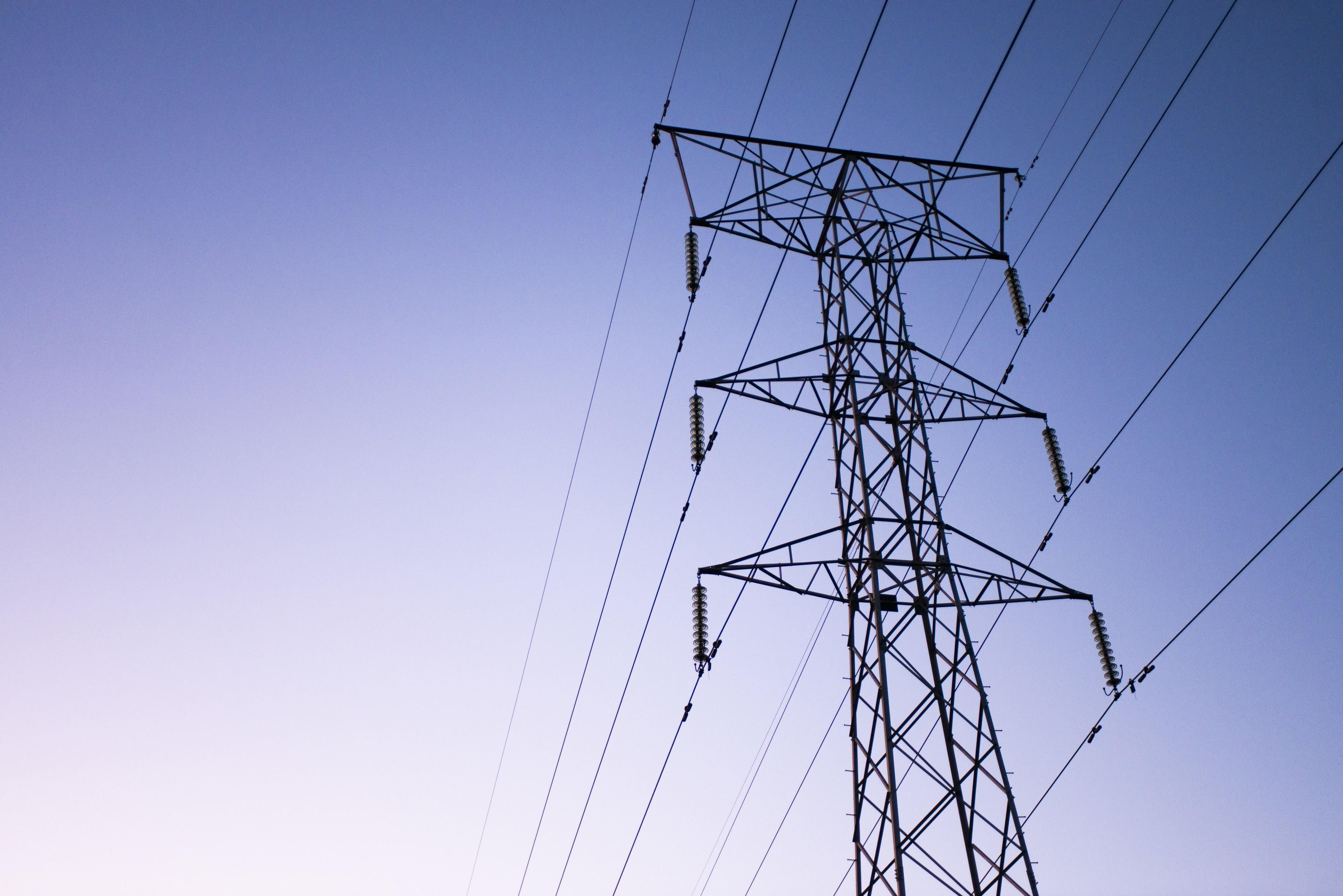 Stormy weather results in thousands of power outages in Metro Detroit ...