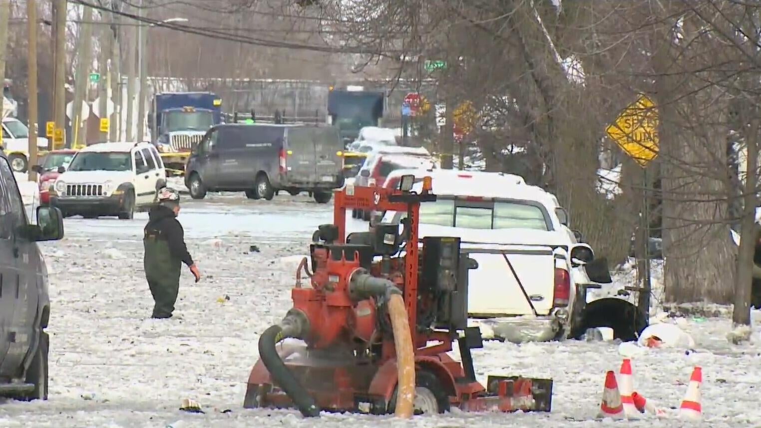 Water main break causes neighborhood flooding in southwest Detroit ...