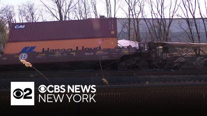 New Jersey freight train derailment disrupts NJ Transit's Raritan ...