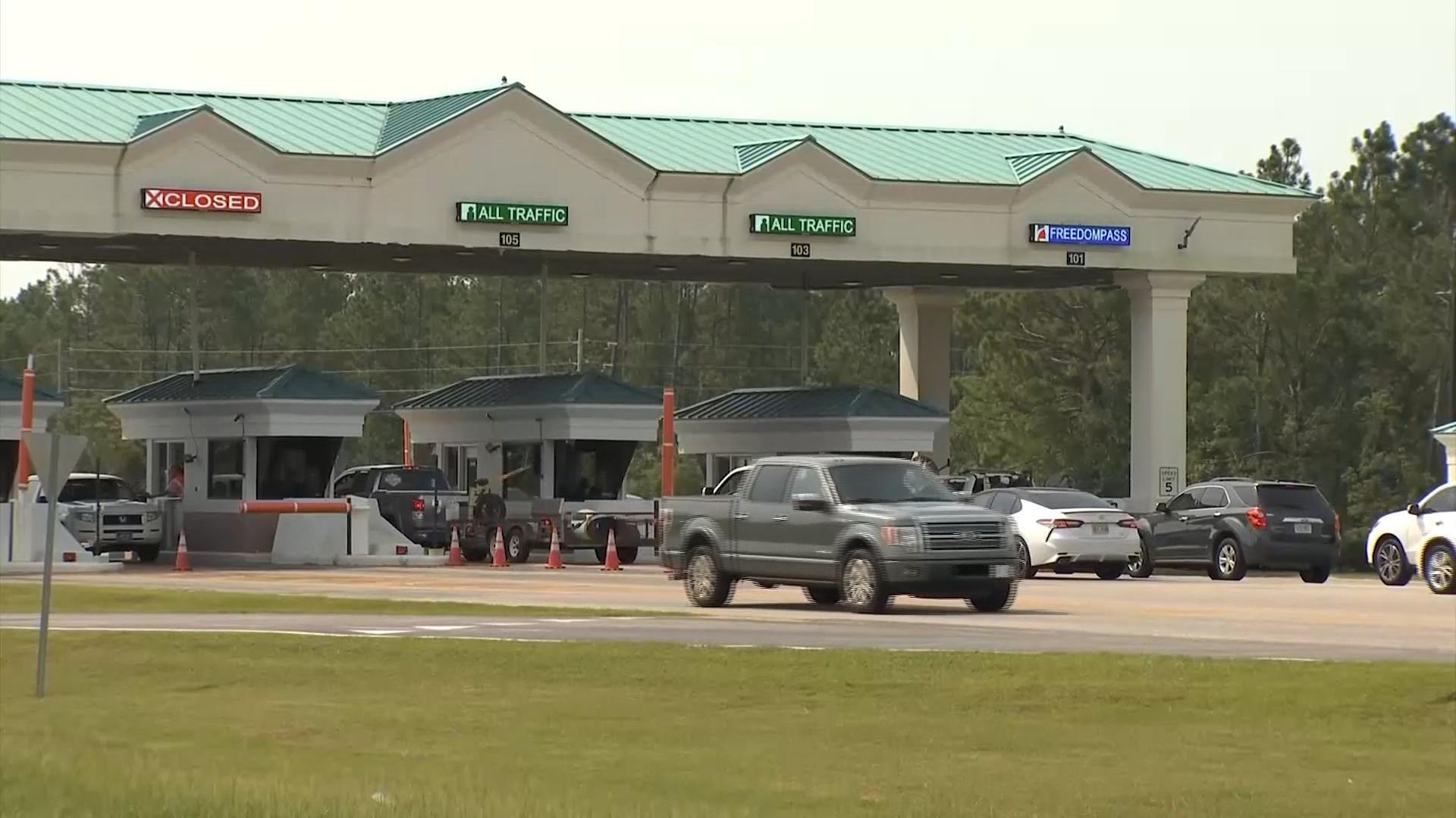 Unpaid toll texts sent nationwide are part of a con, federal and state ...