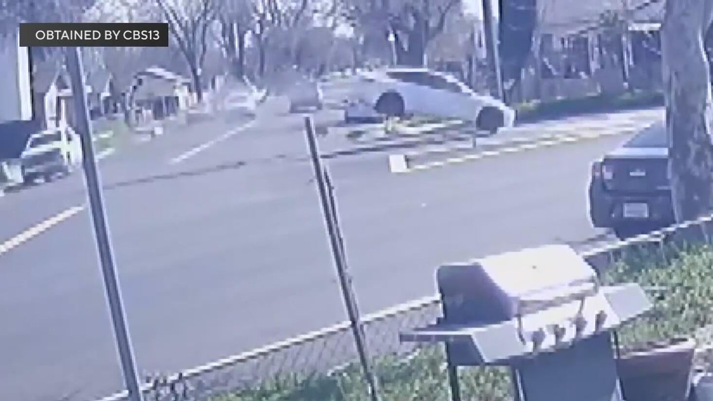 1 dead in Modesto crash near 4th and K streets, police say - CBS Sacramento