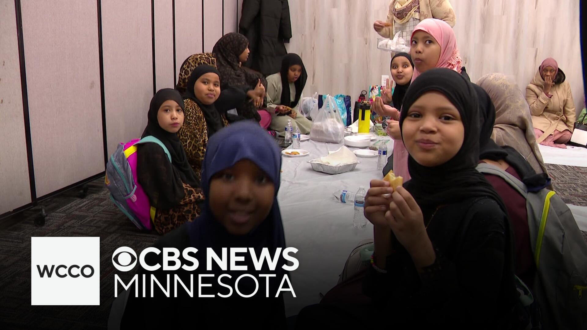 Muslims across Minnesota gather as the first day of Ramadan ends - CBS ...