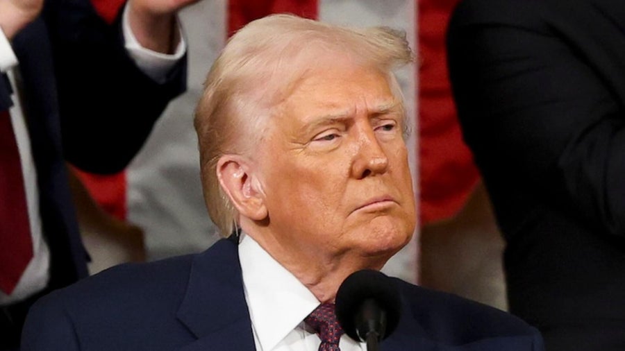 Here's why congresswomen wore pink for Trump's speech - CBS News