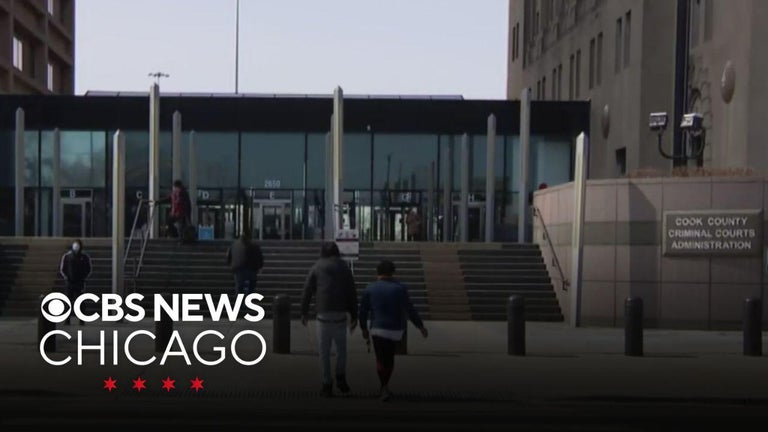 Chicago Police officer leaves gun in Leighton Criminal Courthouse ...