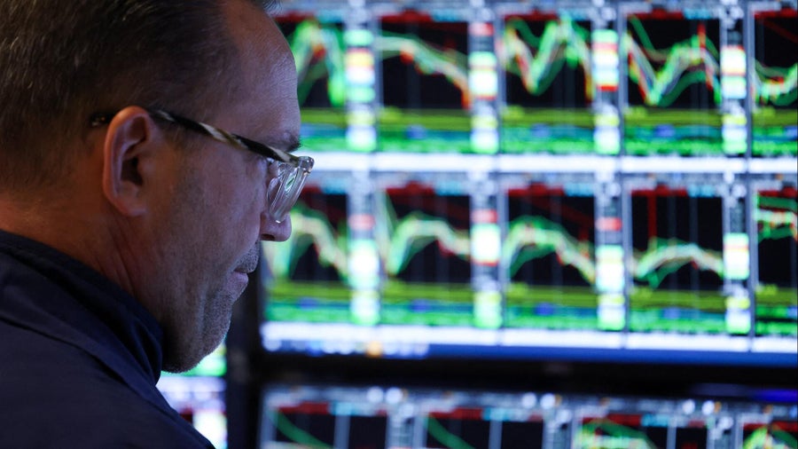 Consumer sentiment plunges to 2-year low amid tariff and inflation ...