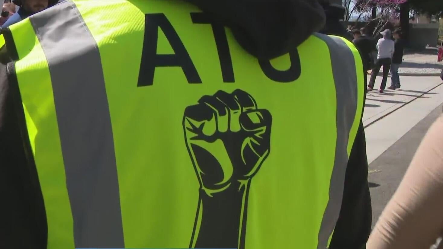 Striking VTA workers reportedly set to vote on new contract - CBS San ...