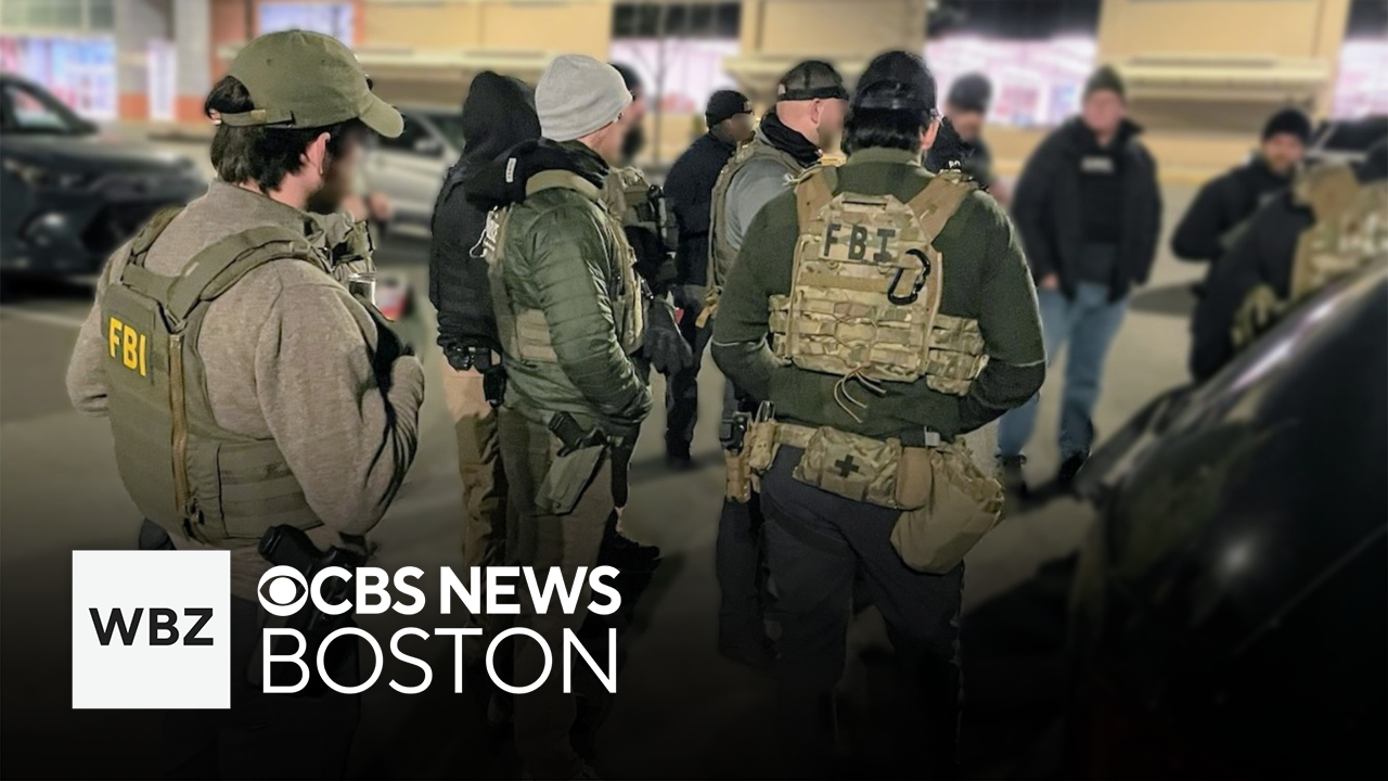 "Border czar" Tom Homan says he visited Boston, announces arrest of 370 ...