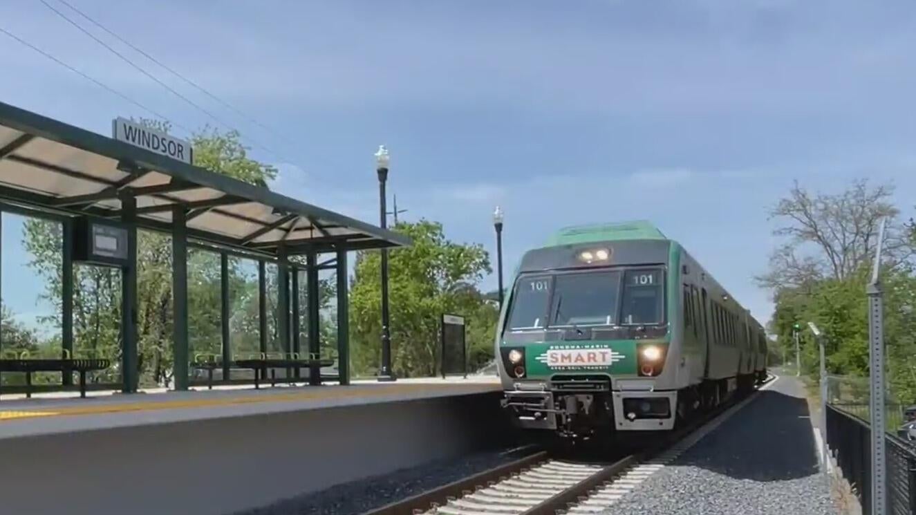 Sonoma County town thrilled to hear SMART trains pull into station ...
