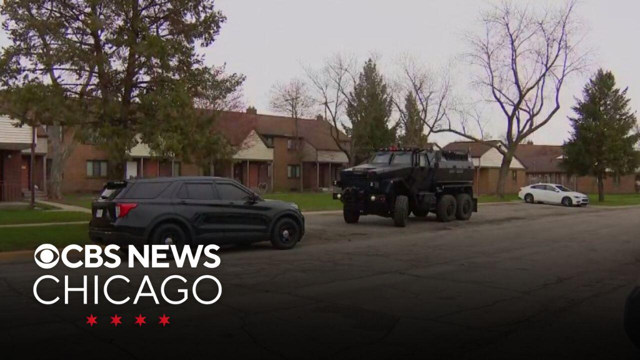 Gary, Indiana police officer shoots and kills gunman holding 1-year-old ...