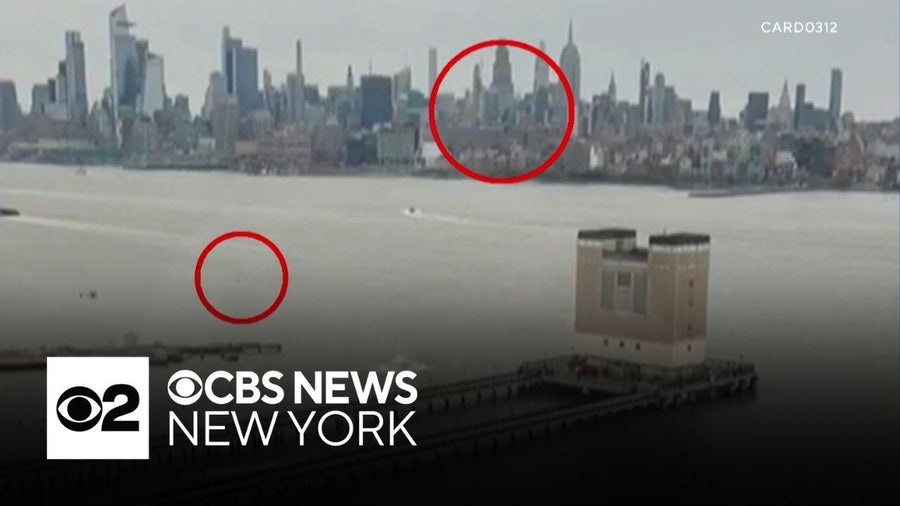 NYC helicopter crash looks like a "catastrophic failure," Chopper 2's ...