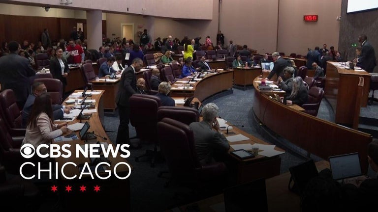 Chicago curfew vote by city council postponed as Ald. Brian Hopkins ...