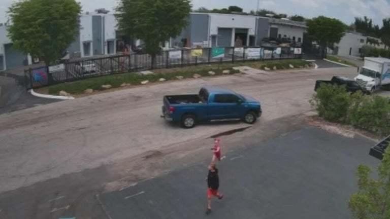 Video shows children running for cover during shooting at Priced Right ...