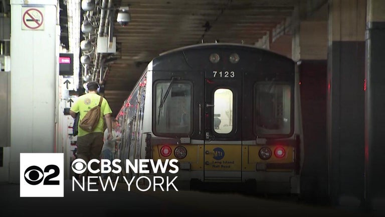 Amtrak's East River Tunnel project could snarl LIRR service for years, MTA warns - CBS New York
