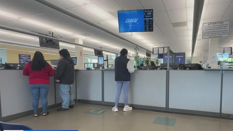 Bay Area DMV locations use expanded hours to help people quickly get Real IDs - CBS San Francisco
