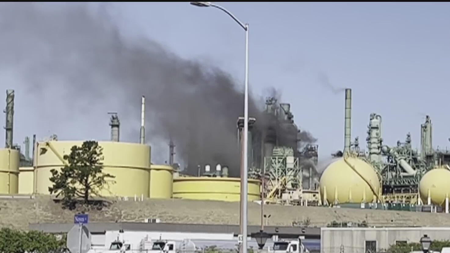 Shelter-in-place lifted in Benicia after refinery fire - CBS San Francisco