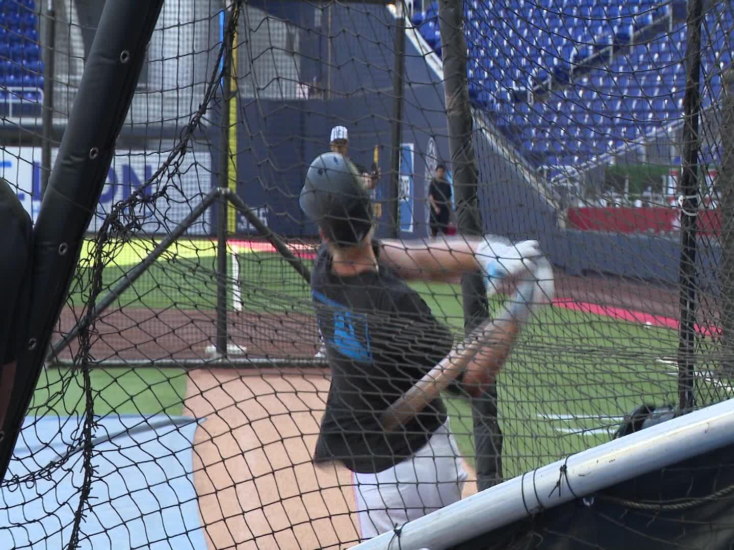 Marlins embrace cutting-edge pitching machine to sharpen batting skills ...