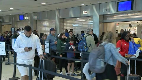 Alaska Airlines announces Rome as its first European destination - CBS News